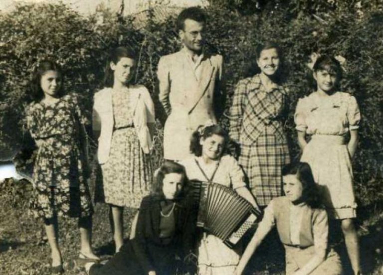 “Hebrenjtë në Shqipëri”, të pathënat e historisë në një libër – Izraeli Sot