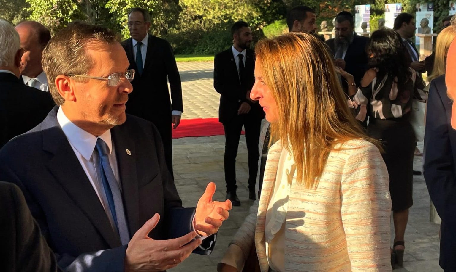 Viti i ri Hebraik, Ines Demiri në pritjen e organizuar nga Presidenti i ...